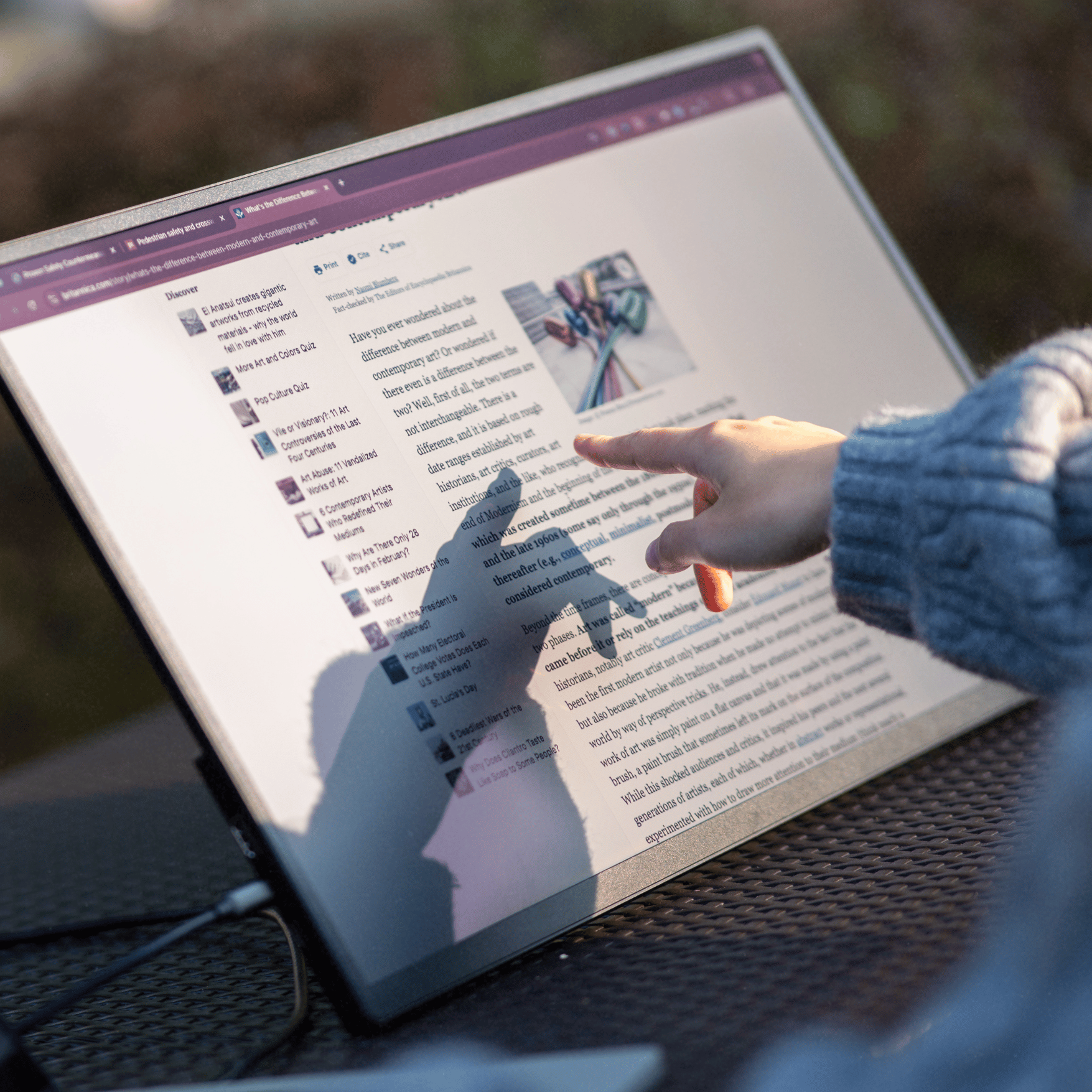 Eazeye Monitor 2 | 24" Naturally Frontlit RLCD Monitor